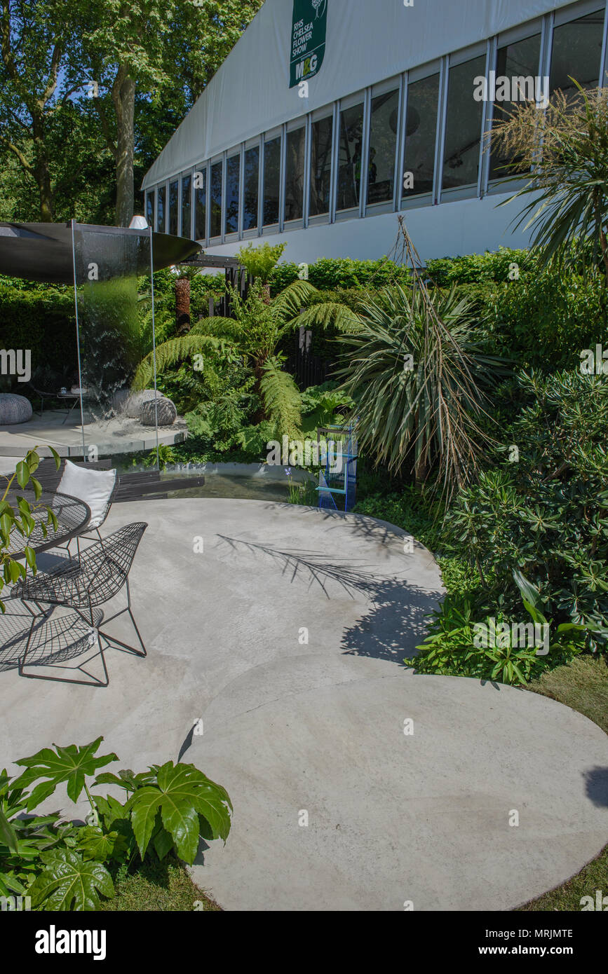 The VTB Capital Garden brings together original music, ballet, garden ...