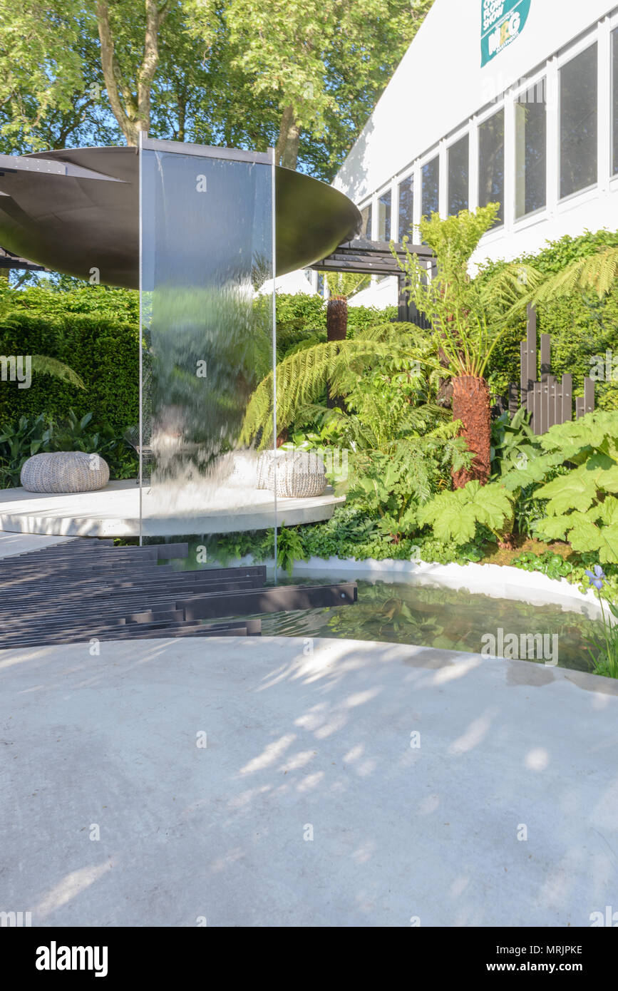 The VTB Capital Garden brings together original music, ballet, garden ...