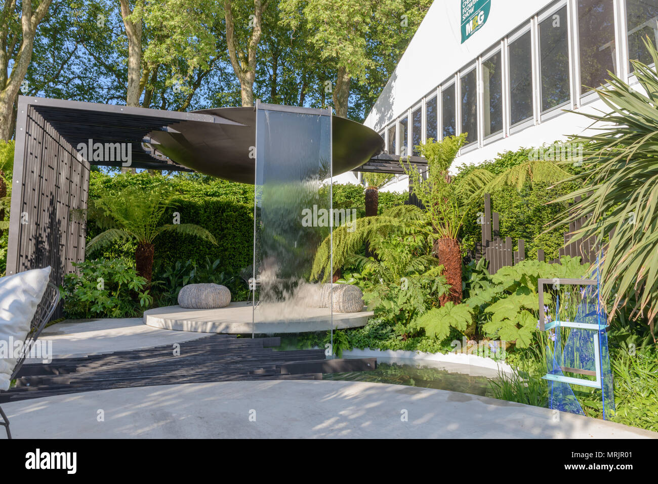 The VTB Capital Garden brings together original music, ballet, garden ...