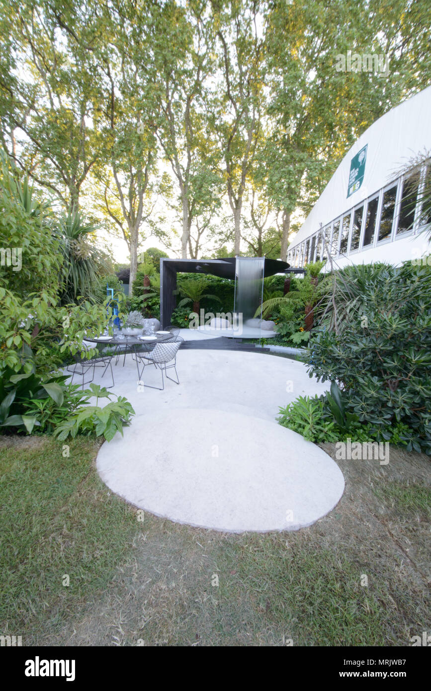 The VTB Capital Garden brings together original music, ballet, garden ...
