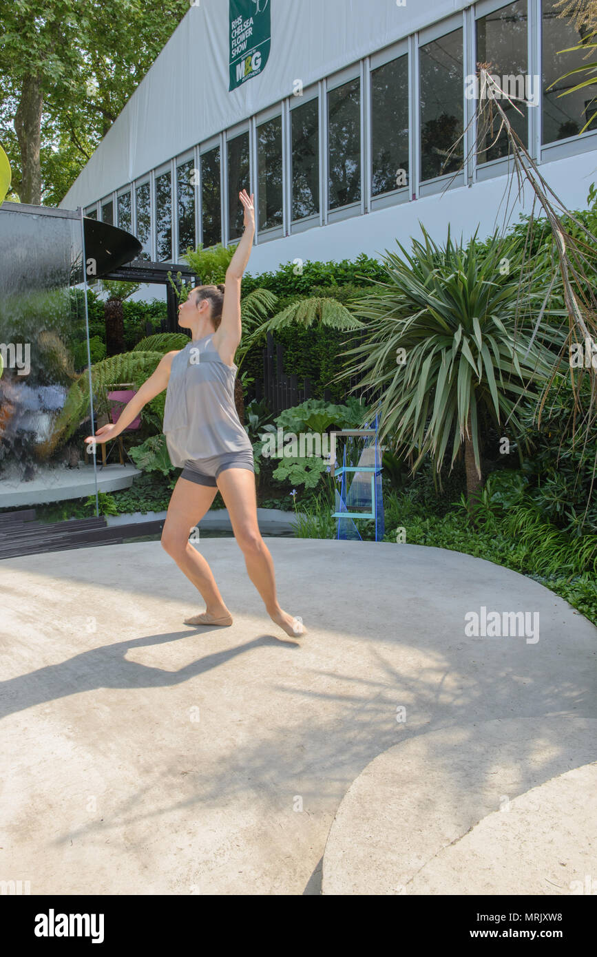 The VTB Capital Garden brings together original music, ballet, garden ...