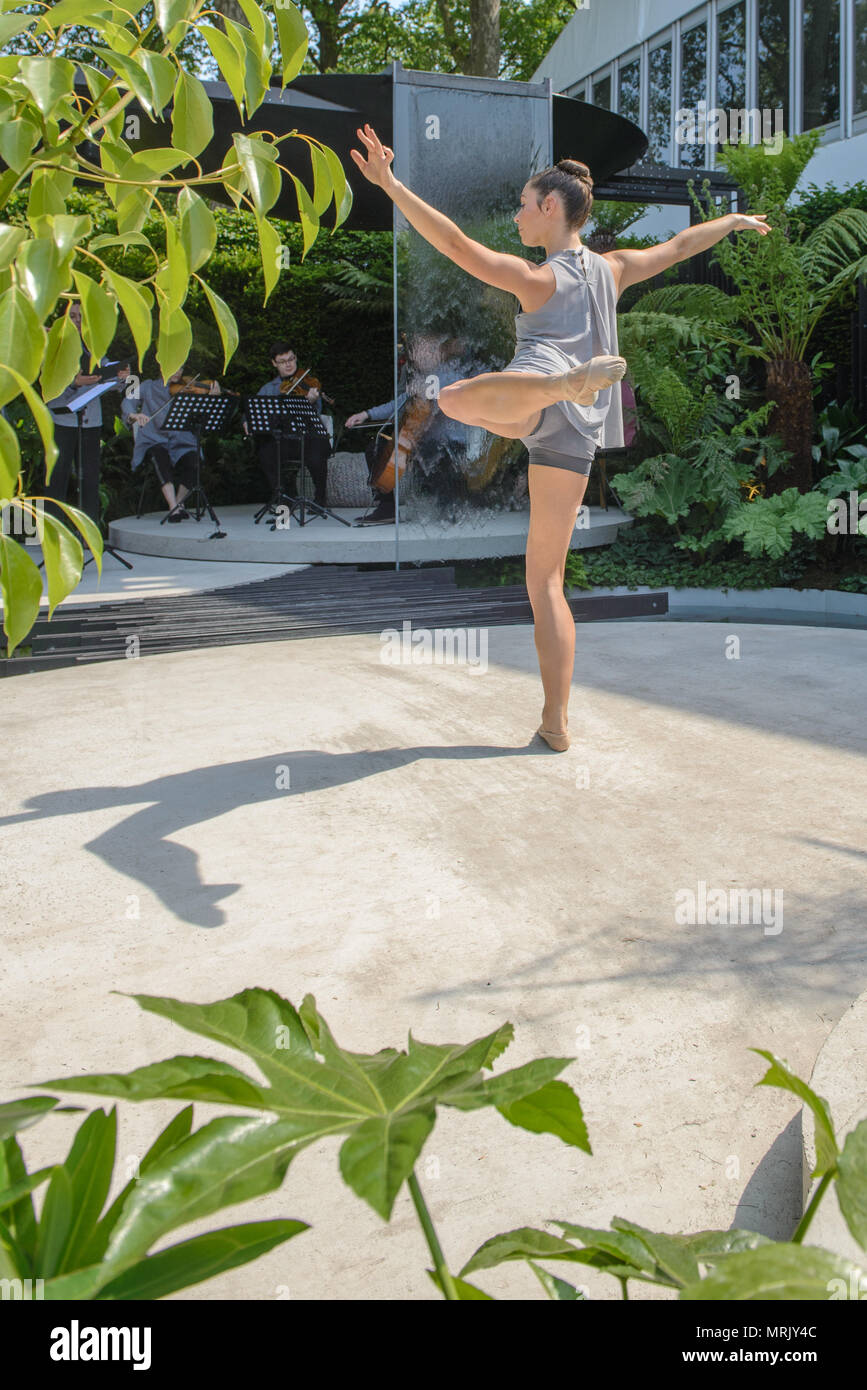 The VTB Capital Garden brings together original music, ballet, garden ...