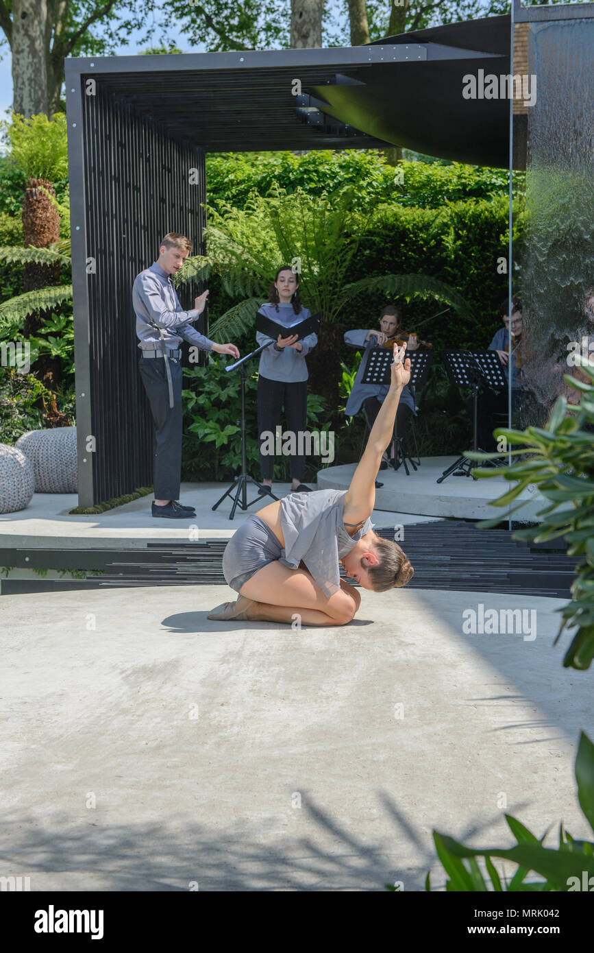 The VTB Capital Garden brings together original music, ballet, garden ...