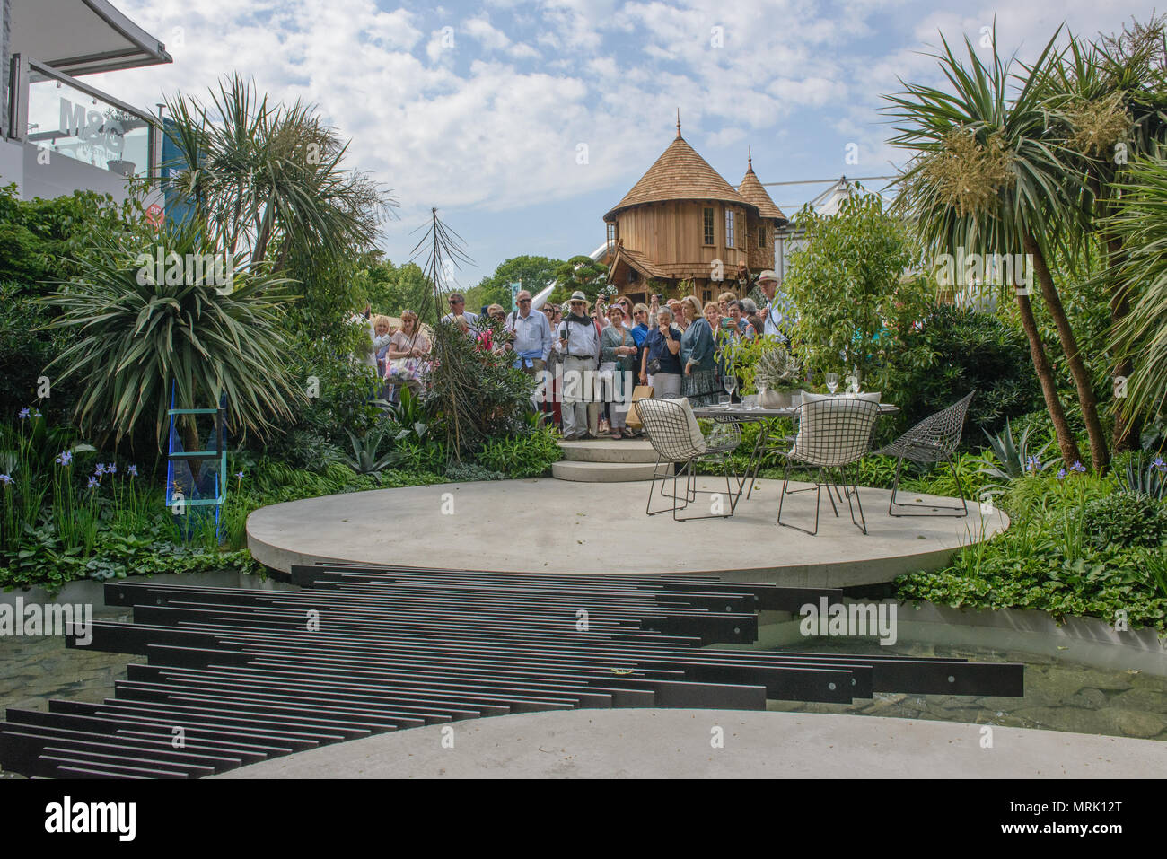 The VTB Capital Garden brings together original music, ballet, garden ...