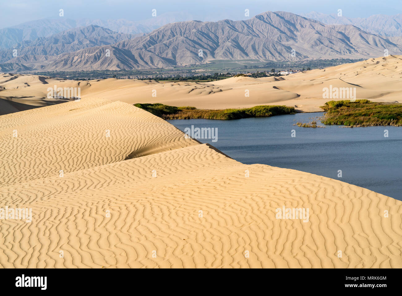 Dune scene hi-res stock photography and images - Alamy