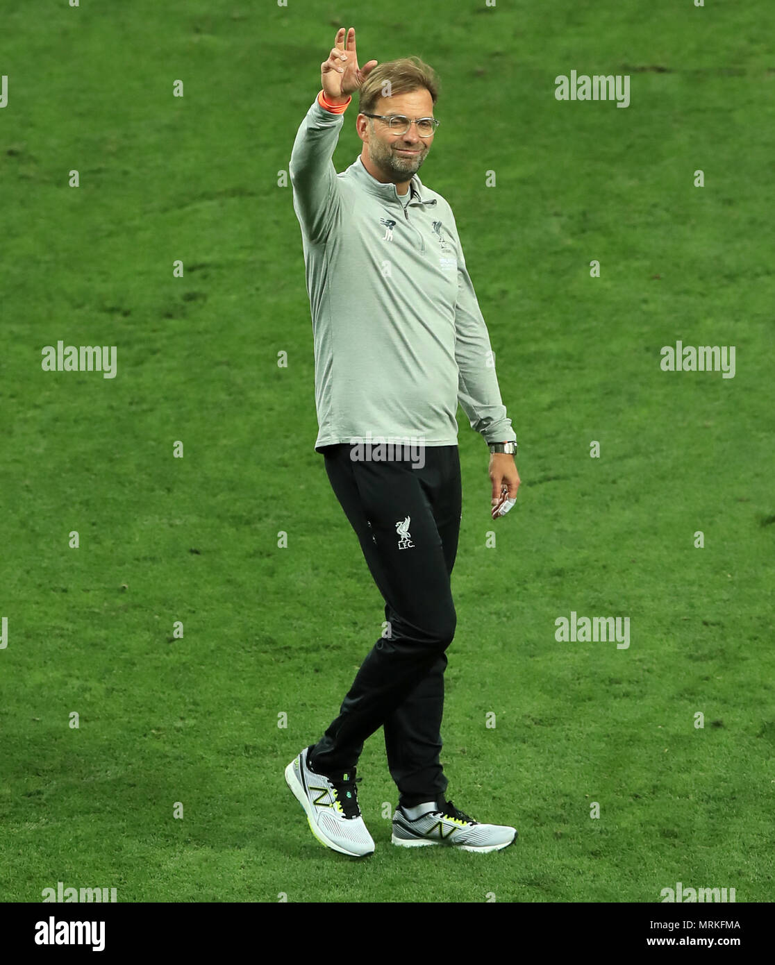 Liverpool manager Jurgen Klopp salutes the fans after the final whistle ...