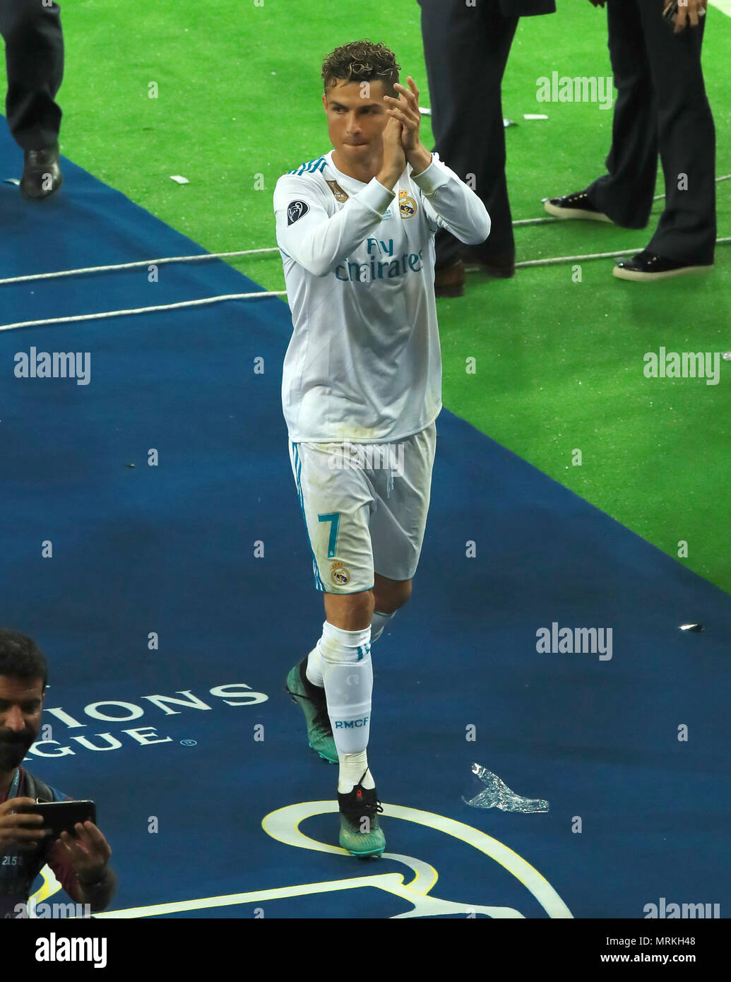 Real Madrid's Cristiano Ronaldo applauds the fans after winning the ...