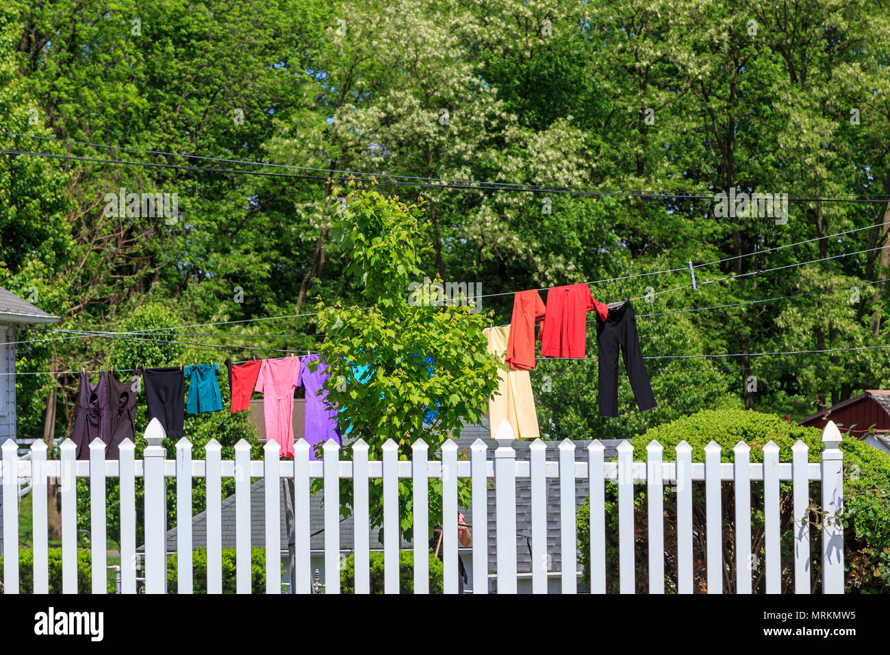 Amish laundry hi-res stock photography and images - Alamy