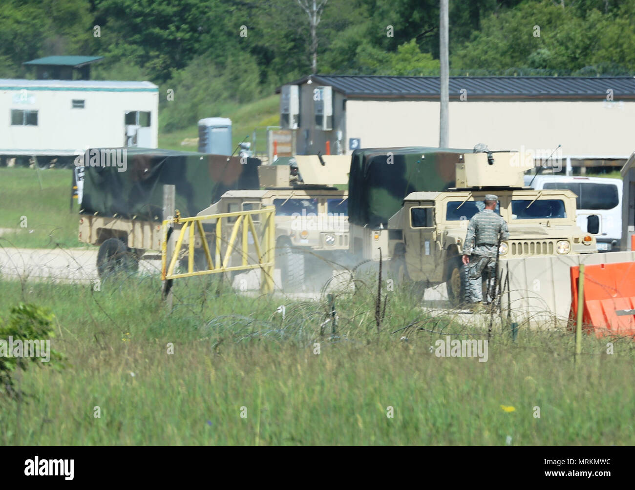 Soldiers at Fort McCoy for the Guardian Justice exercise work at ...