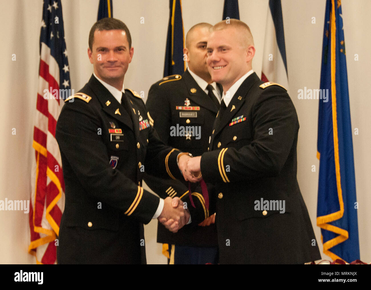 Capt. Jeffrey Hoffmann, orthopaedic surgery resident and native of ...