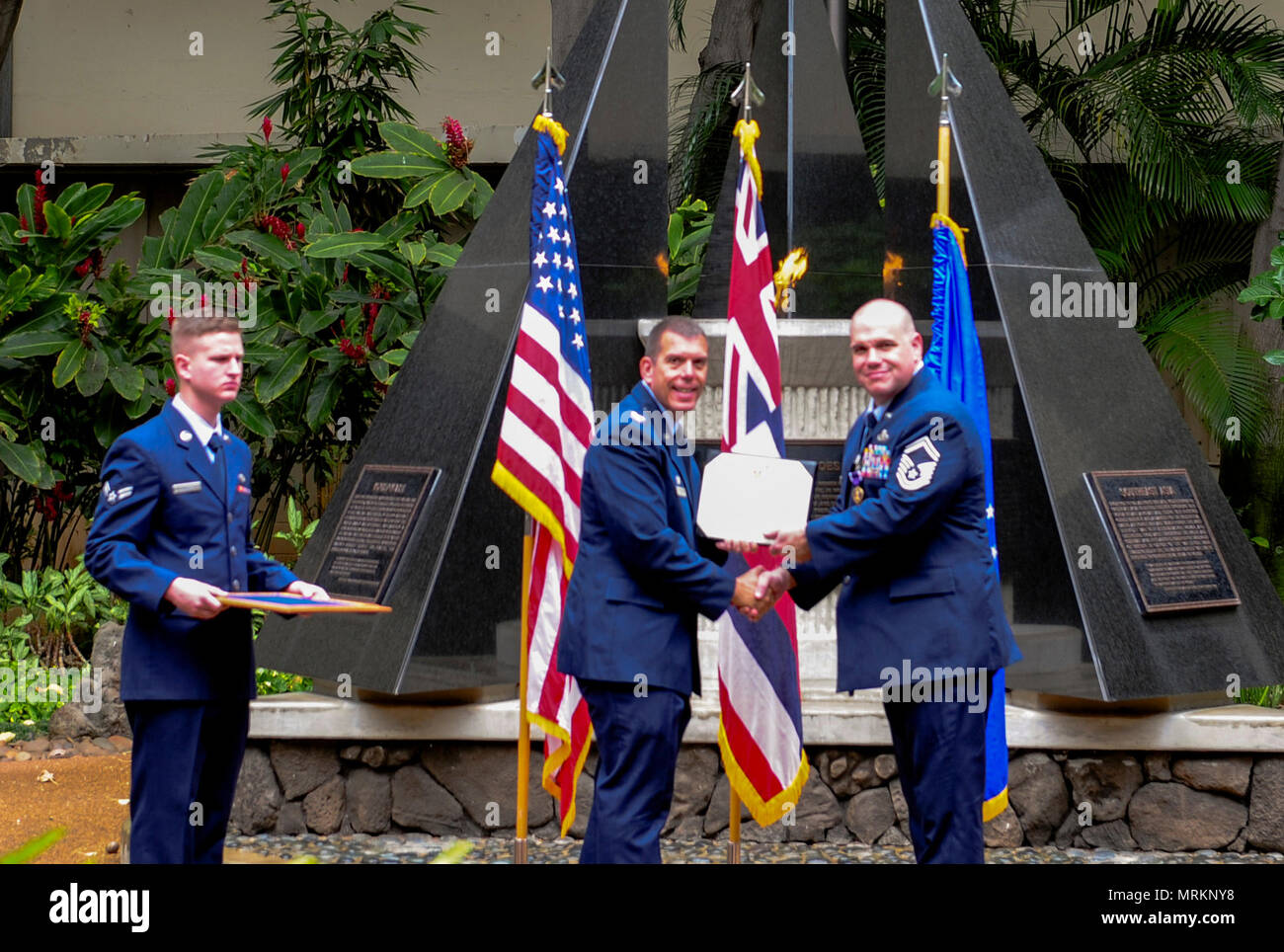 557th weather wing hi-res stock photography and images - Alamy
