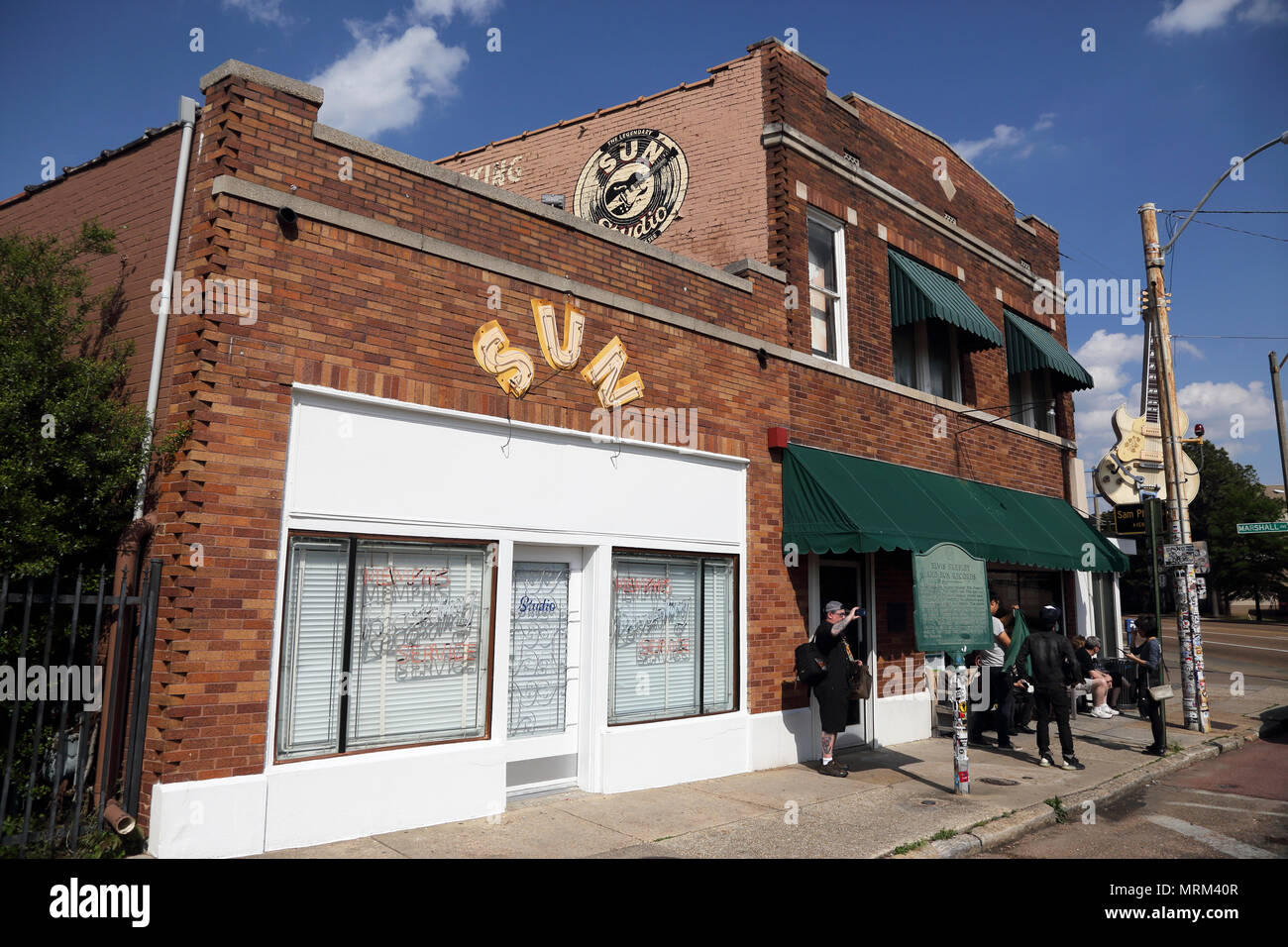 Music recording studio exterior hi-res stock photography and images - Alamy