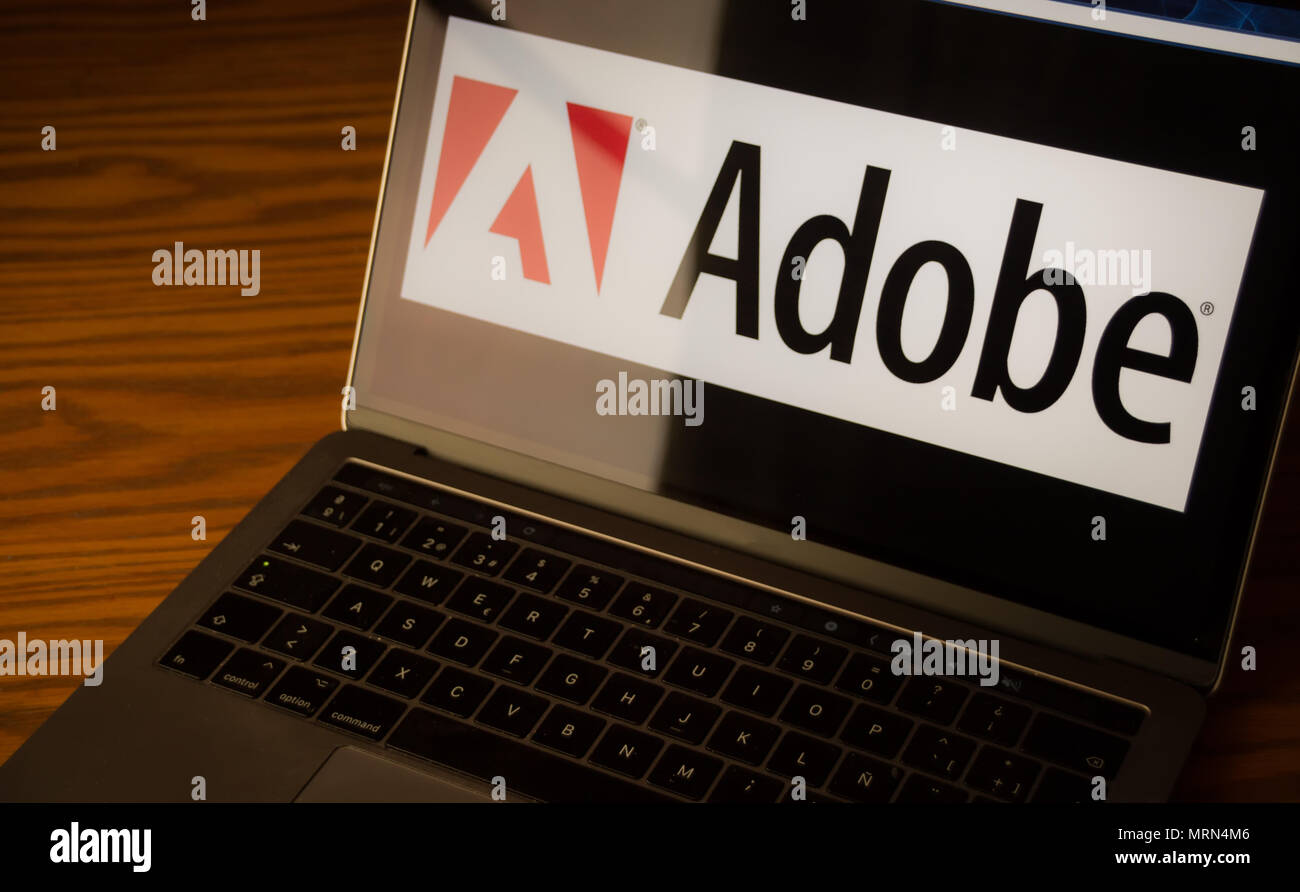 Adobe logo hi-res stock photography and images - Alamy