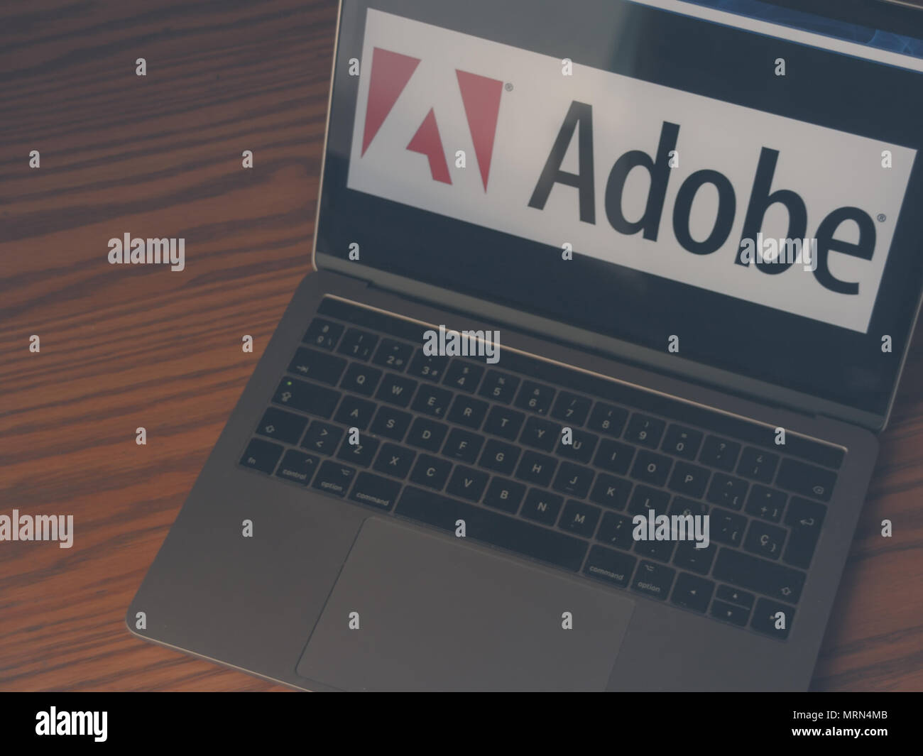 Adobe logo hi-res stock photography and images - Alamy