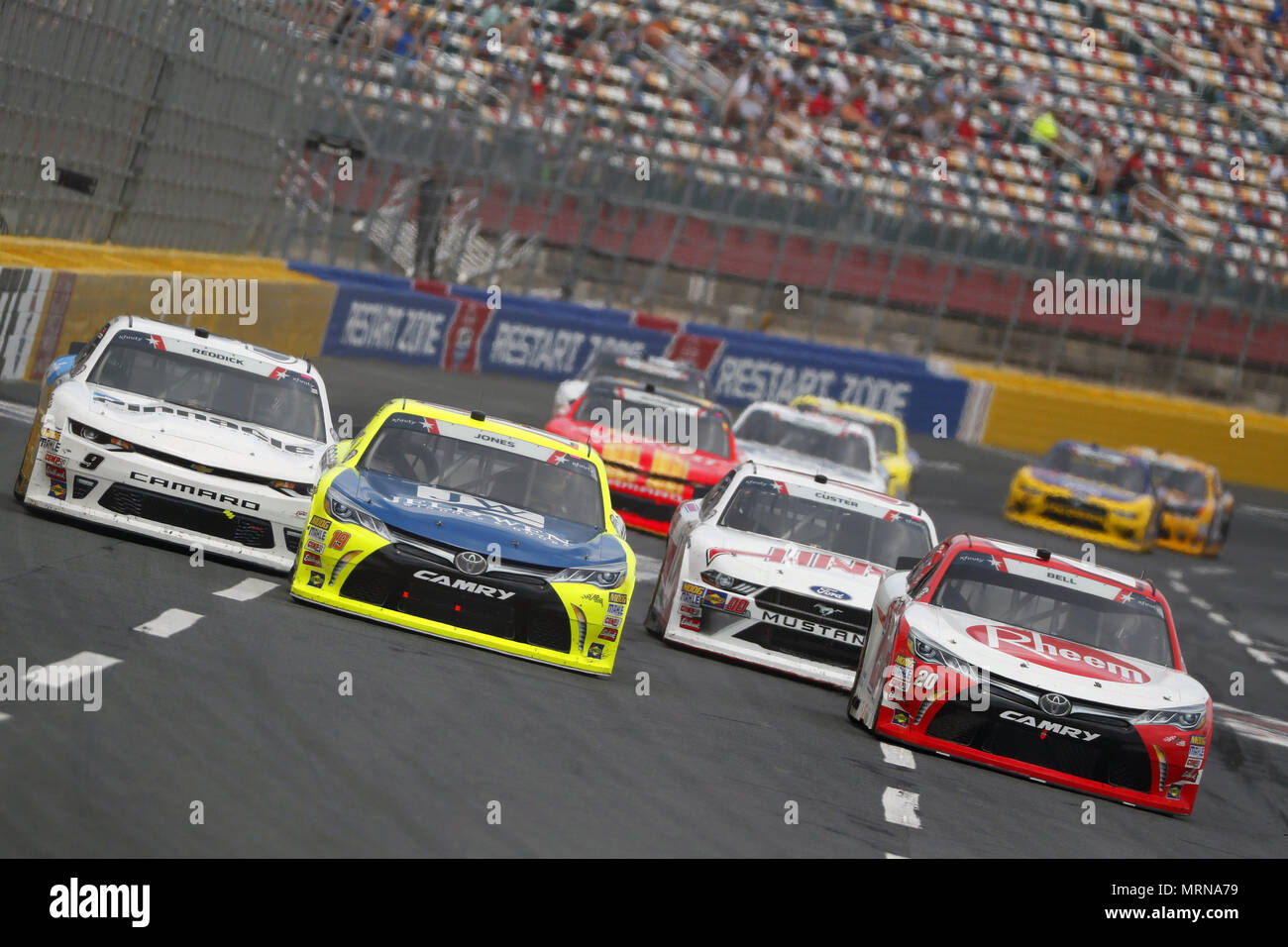 Concord, North Carolina, USA. 26th May, 2018. Brandon Jones (19) brings ...