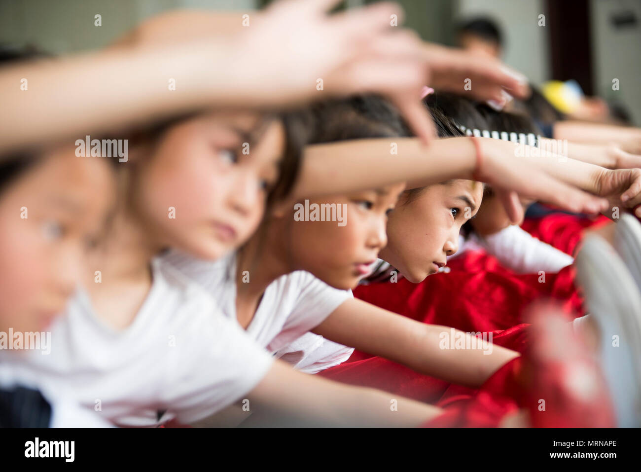 Nantong, China's Jiangsu Province. 26th May, 2018. Students receive ...