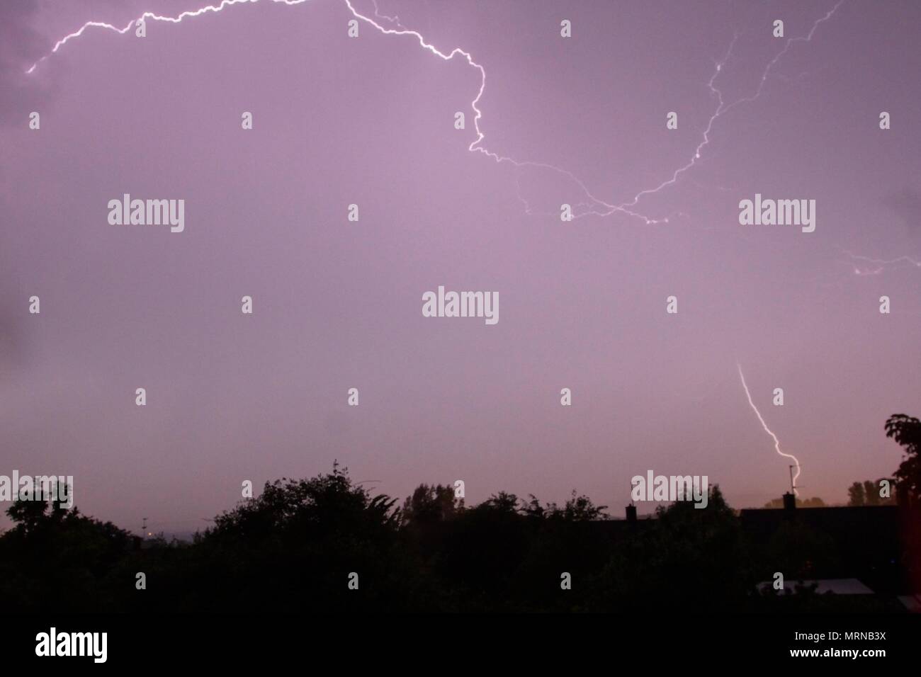 Lightning storms hi-res stock photography and images - Alamy