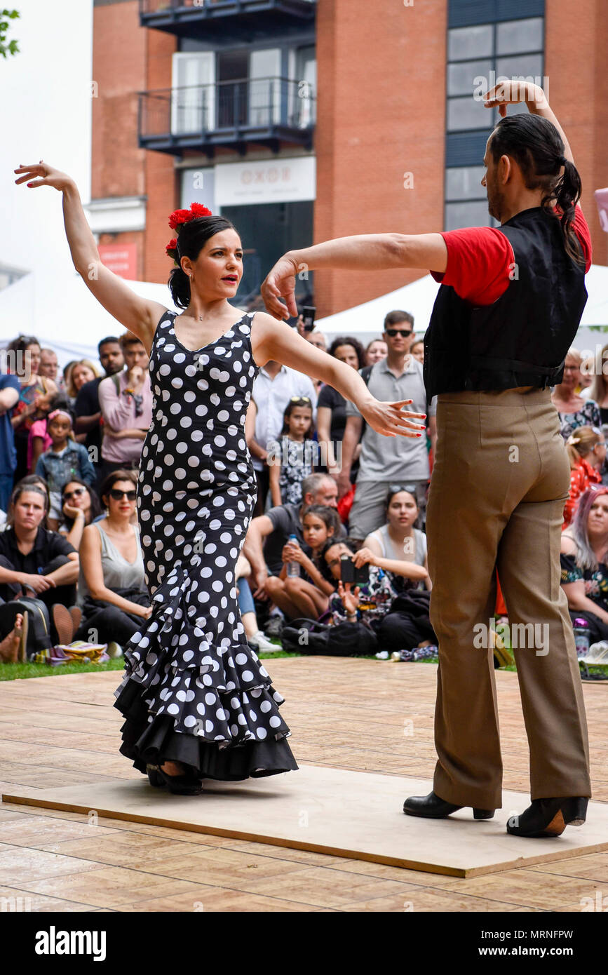 London, UK. 27 May 2018. Flamenco dancers entertain the crowds at ...