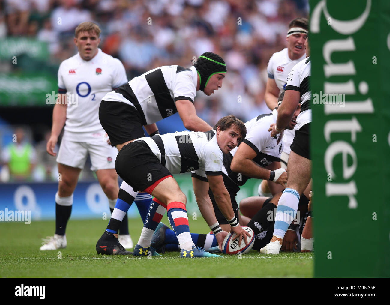 Ruck rugby england 2018 hi-res stock photography and images - Alamy