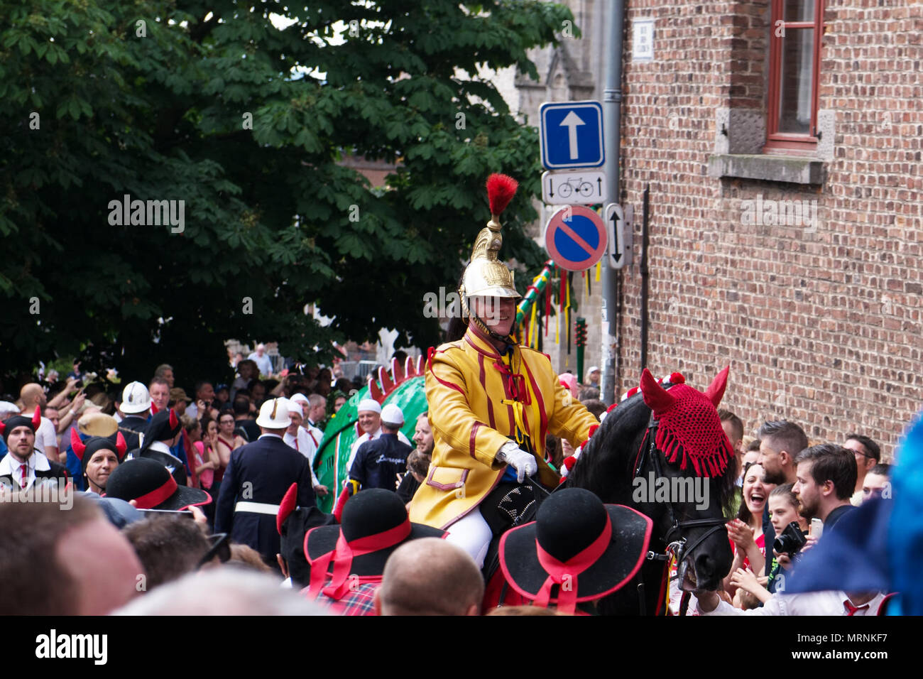 Mons, Belgium. 27th May, 2018. Participant playing role of Saint George ...