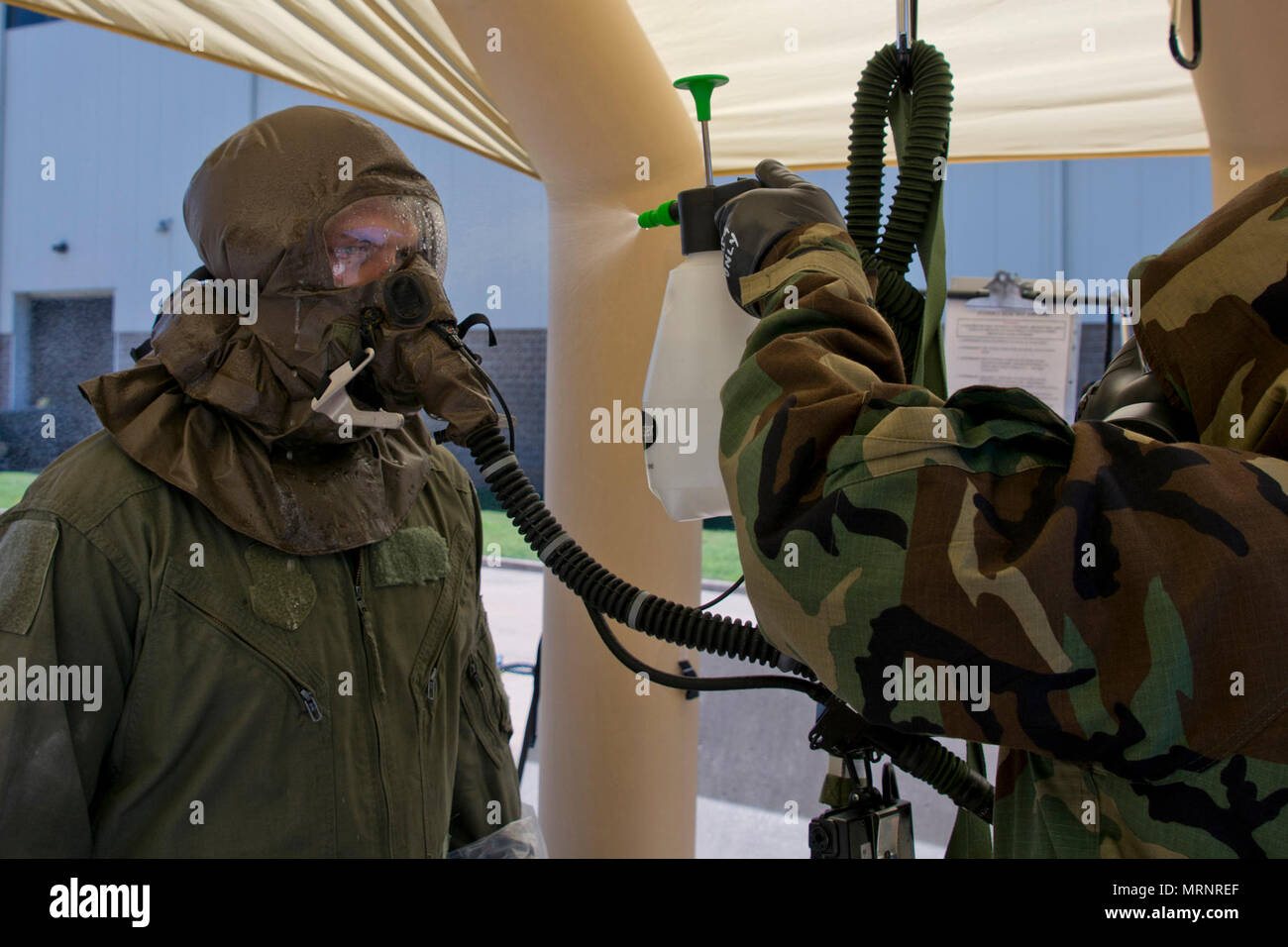 Lightweight inflatable decontamination systems hi-res stock photography ...