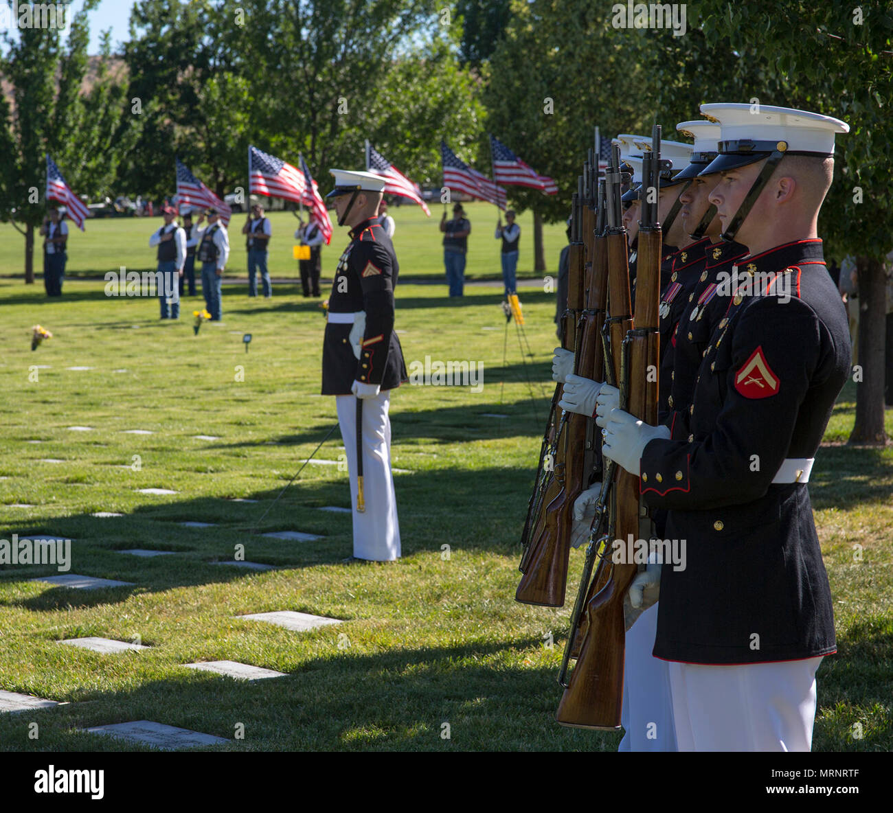 Marines with the Alpha Company firing party, Marine Barracks Washington ...