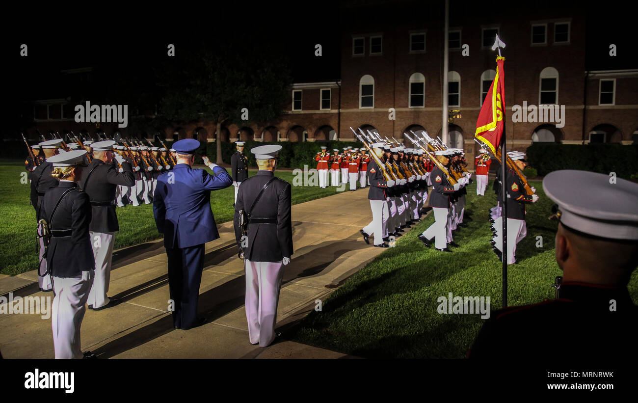 Lt gen laster hi-res stock photography and images - Alamy