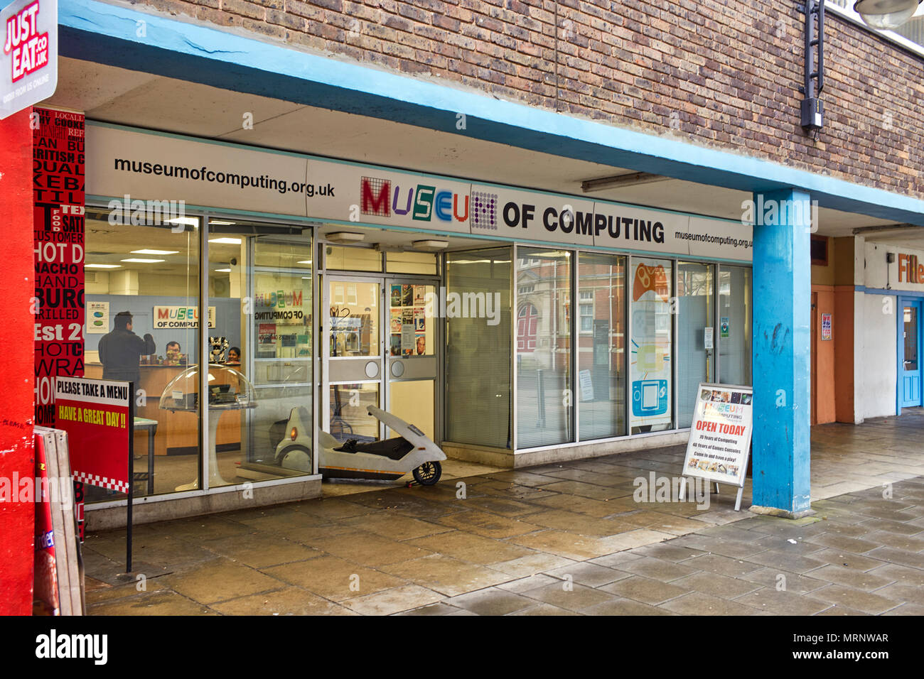 Computers places hi-res stock photography and images - Alamy