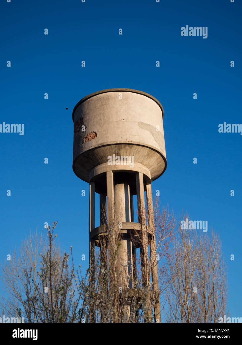 Concrete old water tank hi-res stock photography and images - Alamy