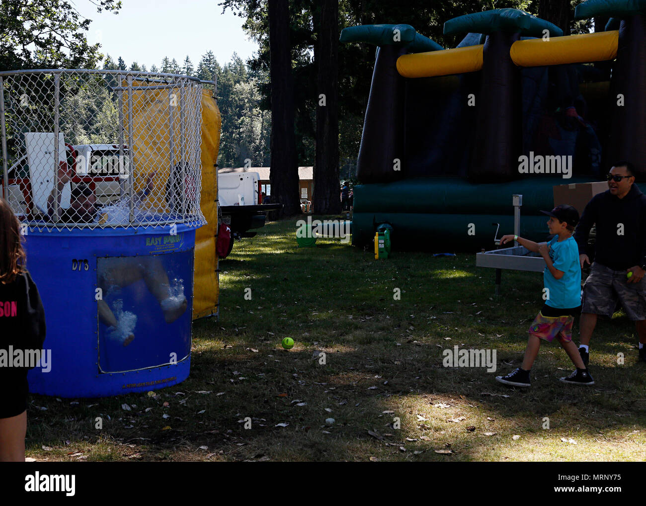 Soldiers and family members of 1st Special Forces Group (Airborne) take ...