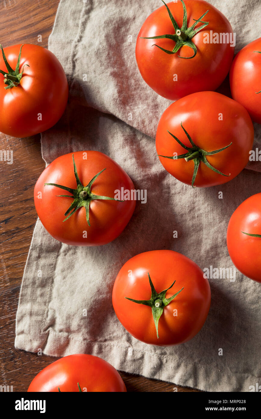 Tomatoe organic hi-res stock photography and images - Alamy