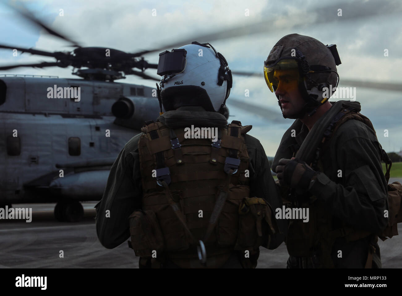 U.S. Marines with Heavy Helicopter Squadron 462 (HMH-462), 3rd Marine ...