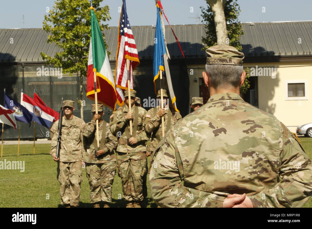 207th military intellifgence brigade hi-res stock photography and ...