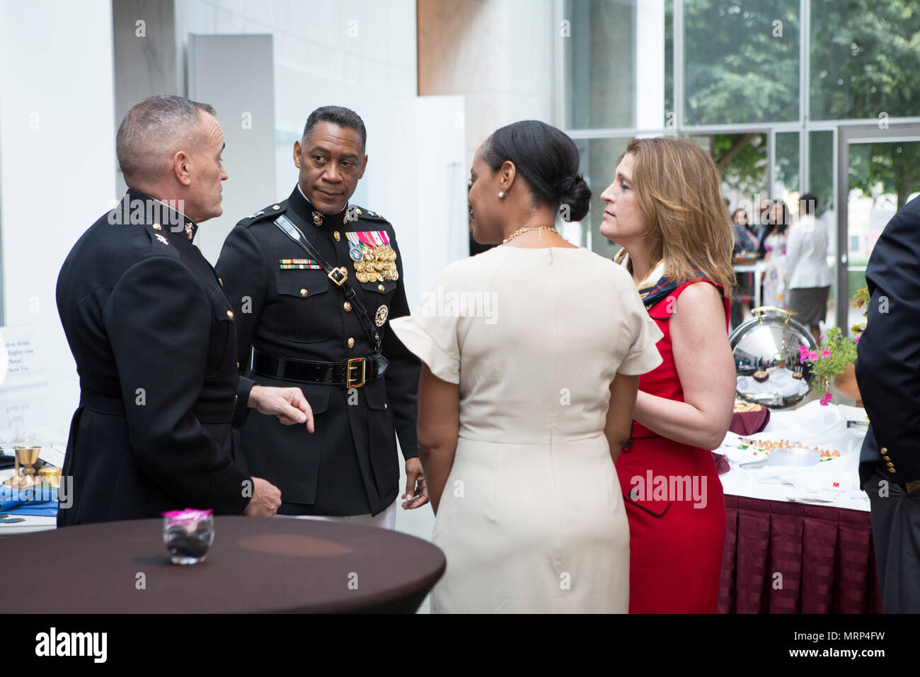 Maj gen craig c crenshaw hi-res stock photography and images - Alamy
