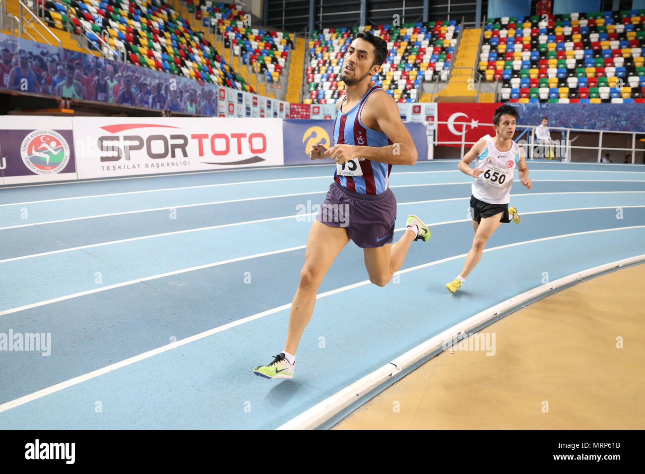 ISTANBUL, TURKEY - FEBRUARY 04, 2018: Athletes running during Turkcell ...