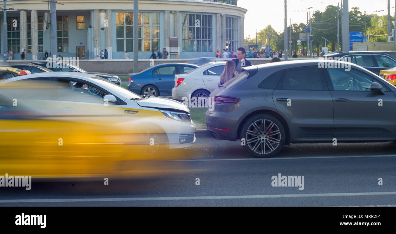 Accident car crash taxi hi-res stock photography and images - Alamy