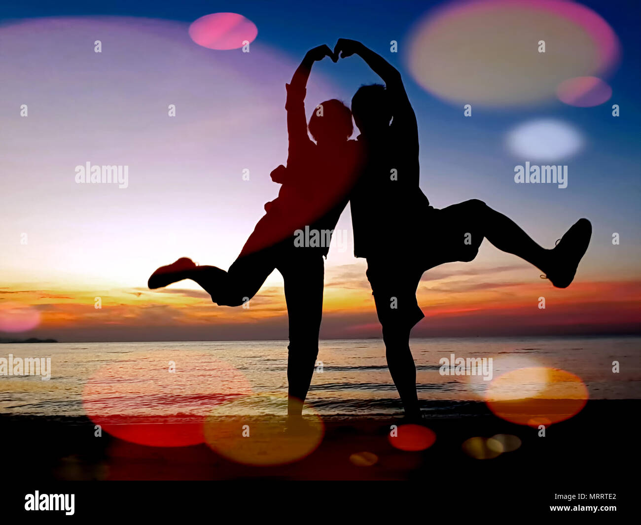 Heart shape and selfie hi-res stock photography and images - Alamy