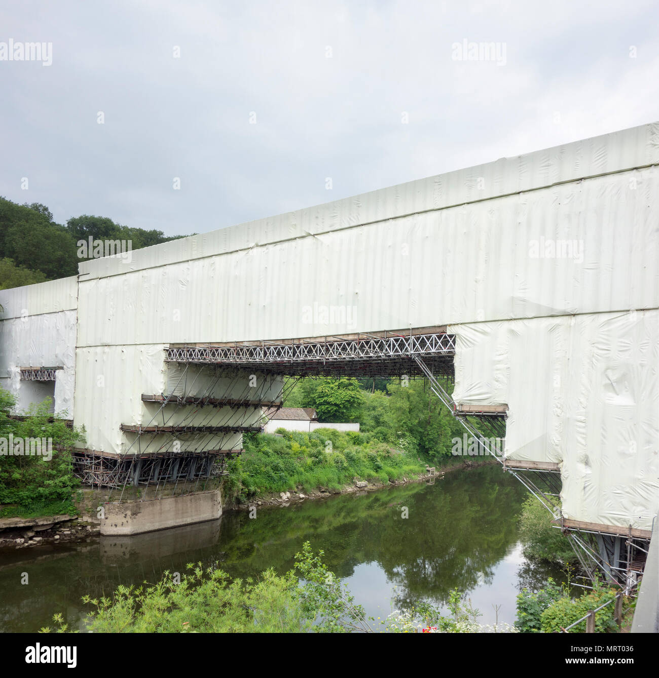 The Iron Bridge, conservation work, Ironbridge, Shropshire, England, UK ...