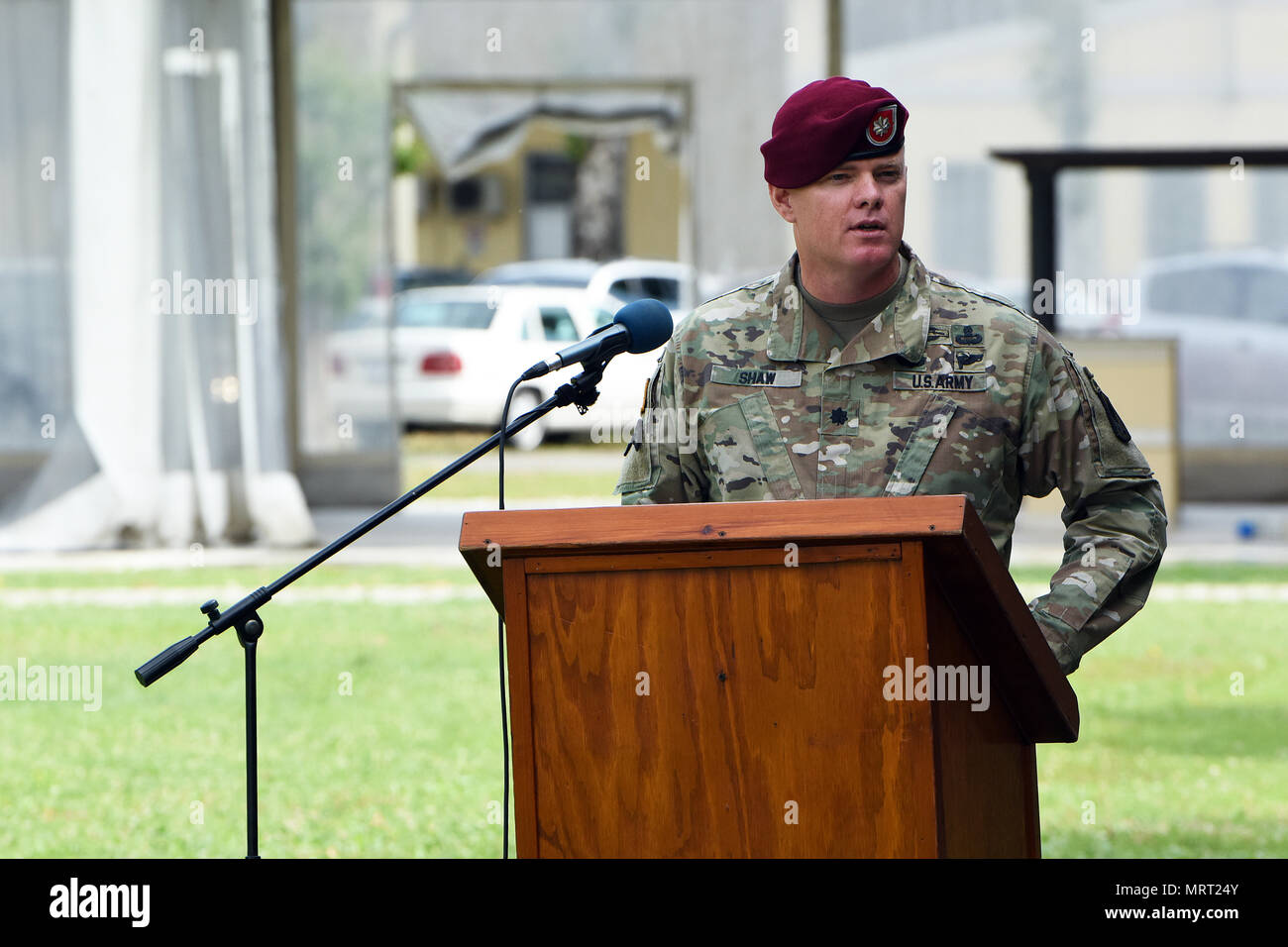 U. S. Army Paratrooper Lt. Col. Robert M. Shaw, incoming commander 1st ...