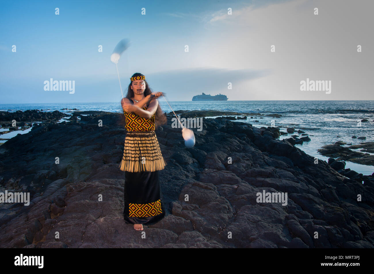 Maori poi hi-res stock photography and images - Alamy