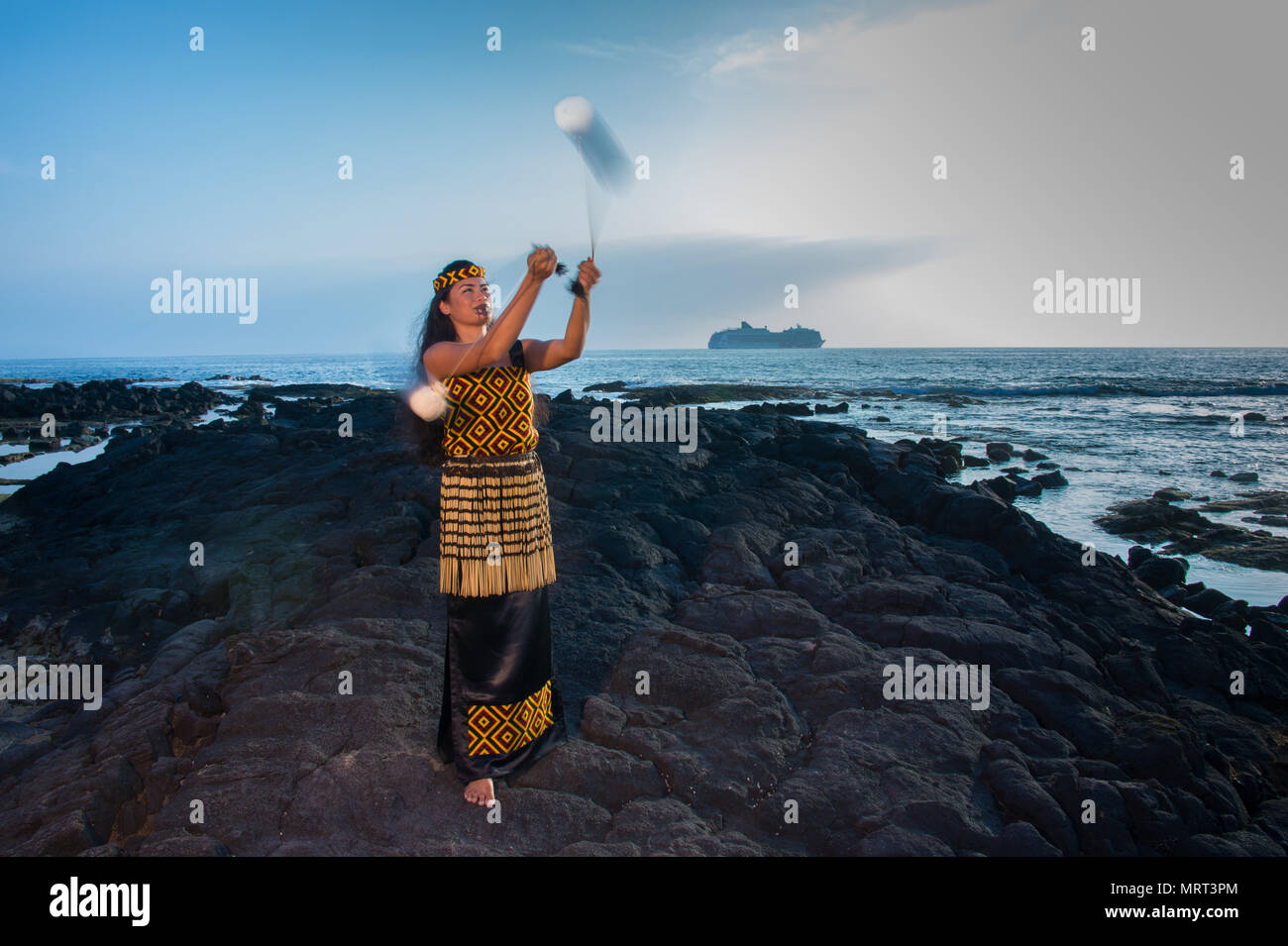 Island Breeze dancer with Poi balls - for Maori dances Stock Photo - Alamy