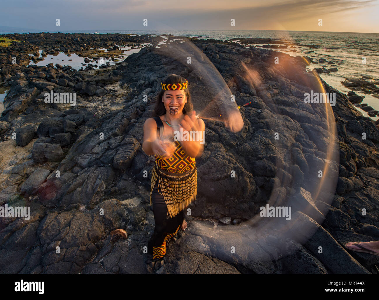 Maori poi hi-res stock photography and images - Alamy