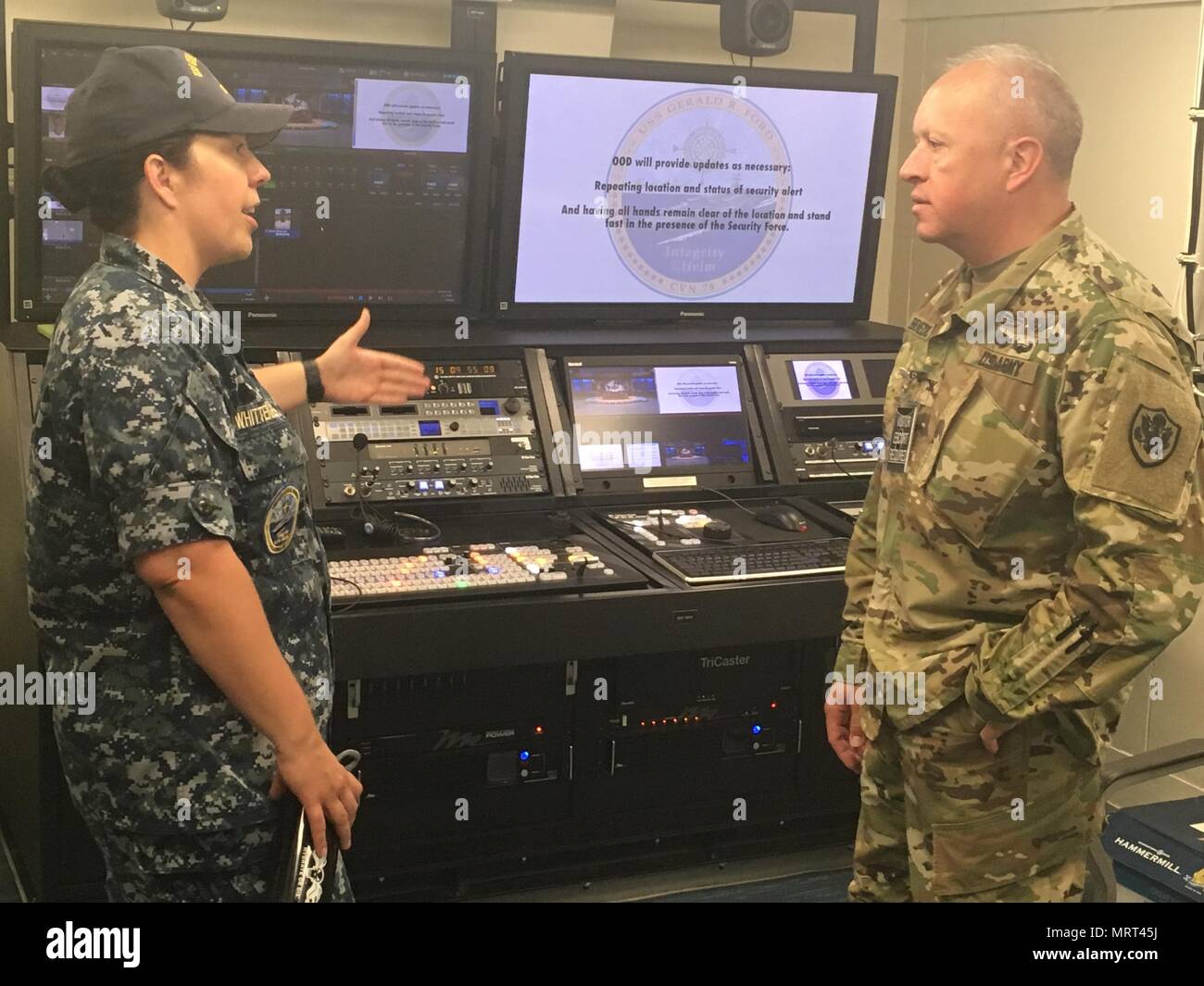 U.S. Navy Senior Chief Mass Communication Specialist Kathryn ...