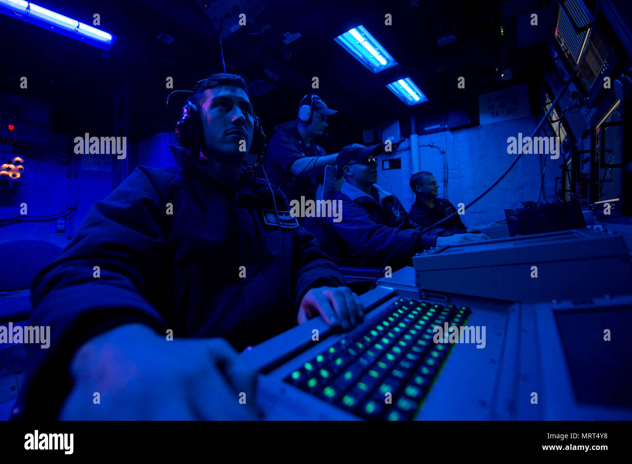 170628-N-AX638-0124 PACIFIC OCEAN (June 28, 2017) Sonar Technician ...