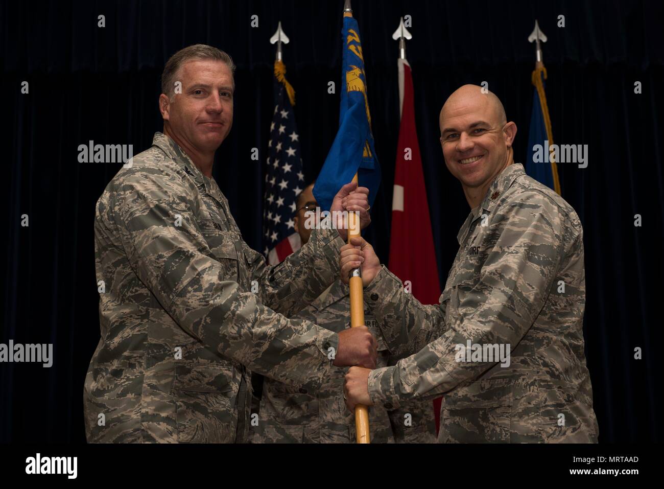 Air force photo by airman 1st class devin m hi-res stock photography ...