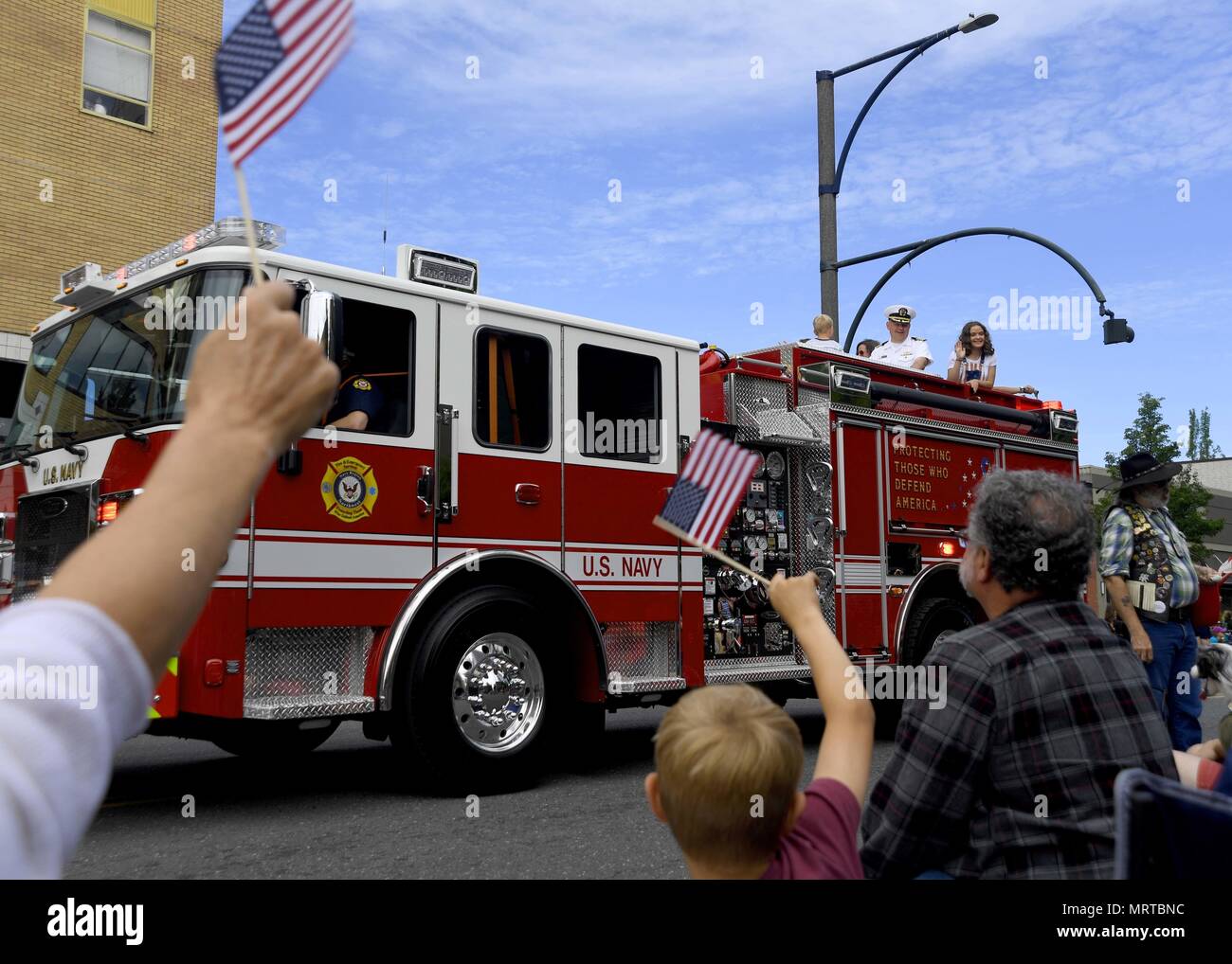 Fire station truck wash hi-res stock photography and images - Alamy