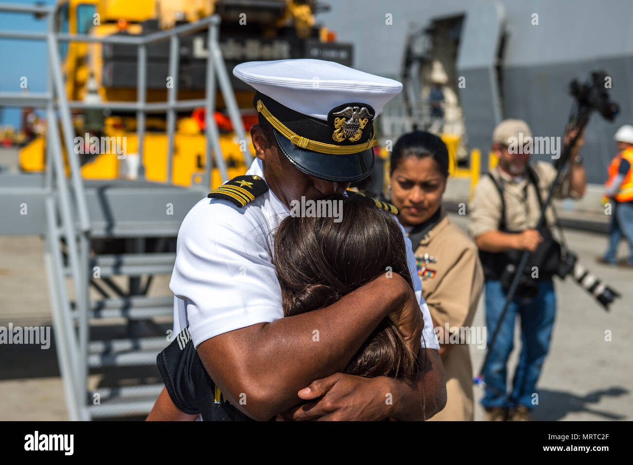 170705-N-AZ808-0114 SAN DIEGO (July 5, 2017) – Lt. Cmdr. Nicholas ...