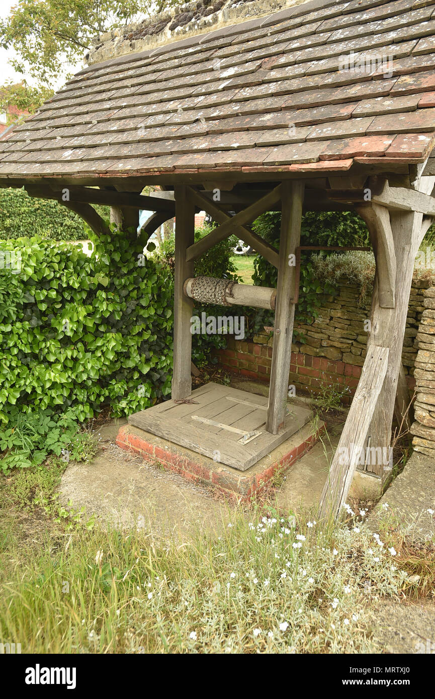 Old Fashioned Water Well High Resolution Stock Photography and Images ...