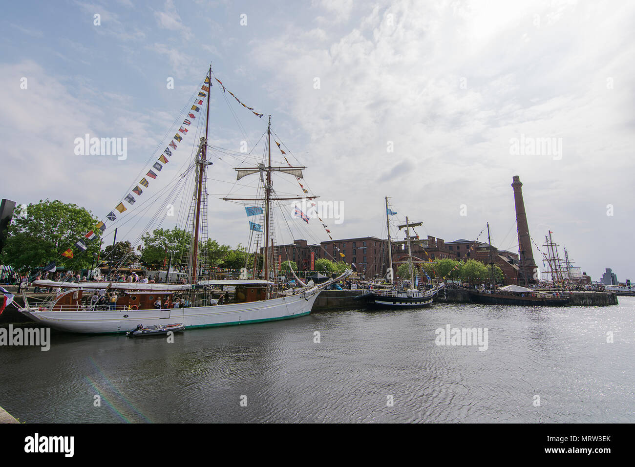 Liverpool Albert Dock - Tall Ships Stock Photo - Alamy