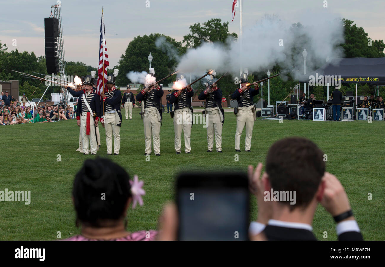Soldiers from Company A, 4th Battalion, 3d U.S. Infantry Regiment (The ...